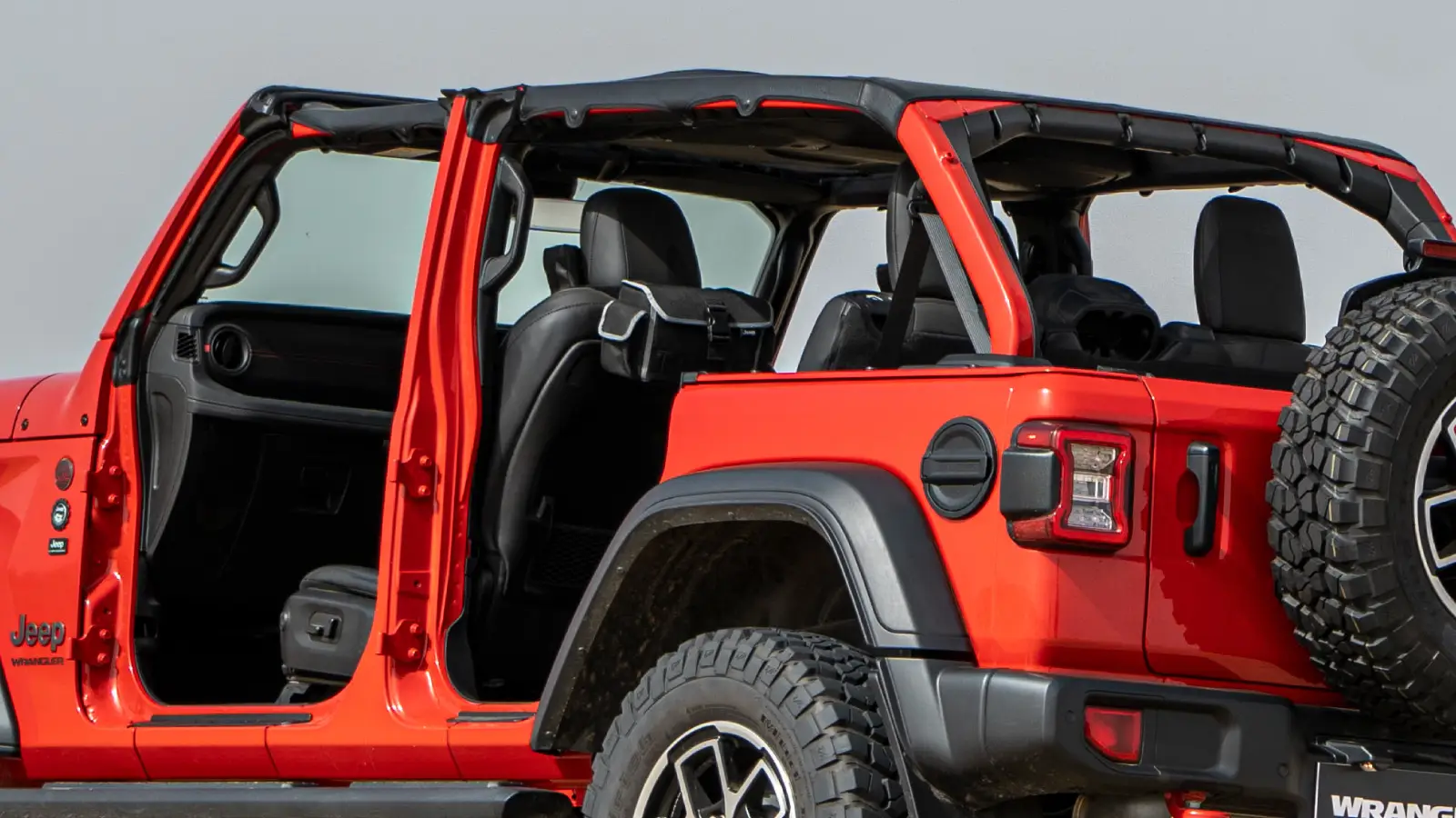 Jeep Showroom Dealer Near Me